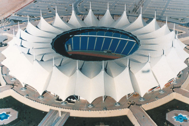 كما نعلم ان المنتخب السعودي اختار خمسة مدن لستضيف النهائيات وهي ...